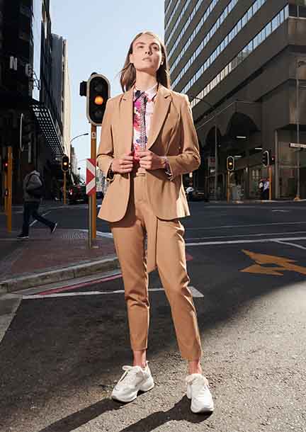 Bekleidung für Damen online kaufen :: BREUNINGER