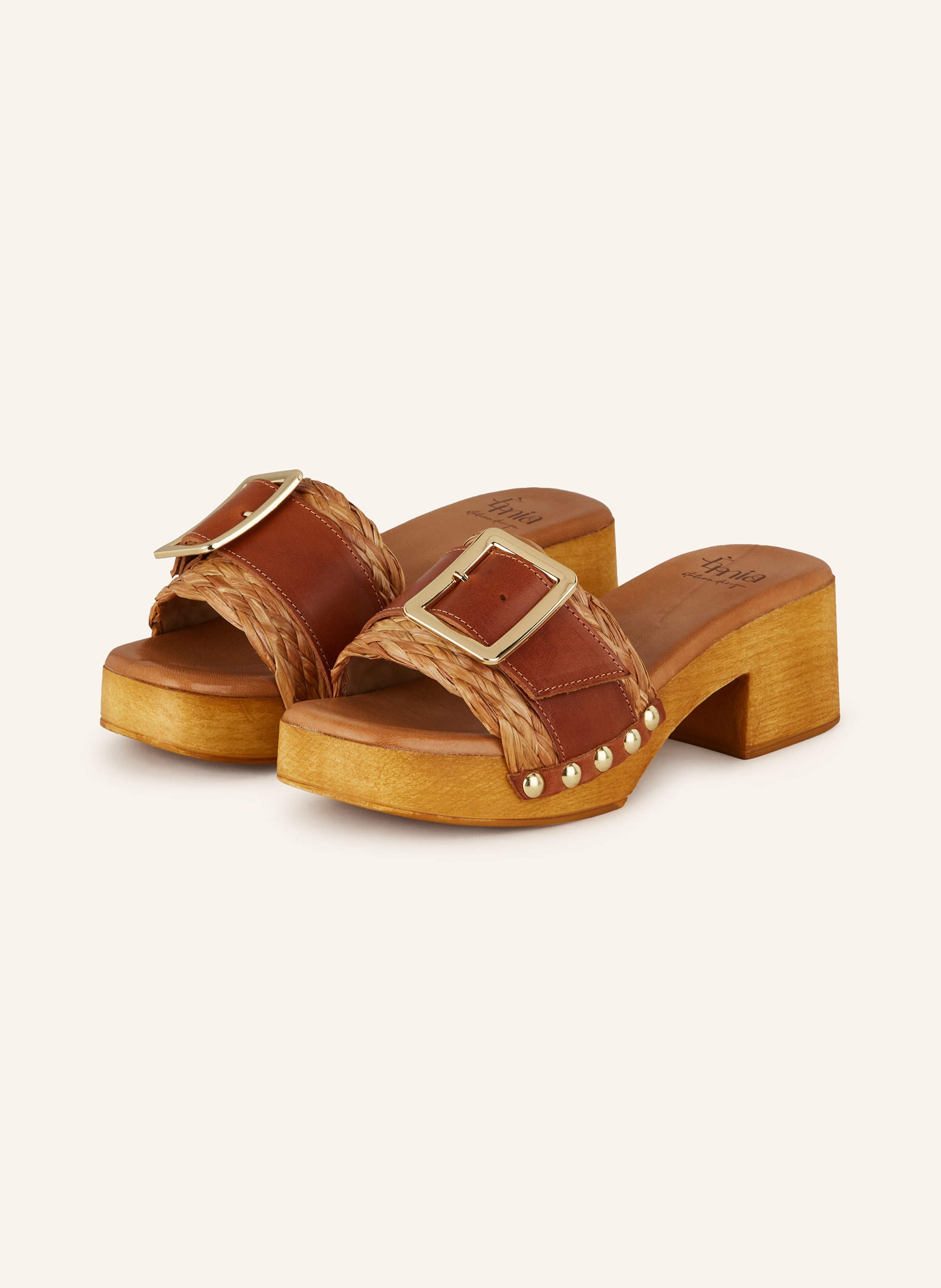 È MIA Plateau-Mules mit Nieten in hellbraun