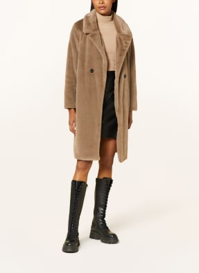 ICHI Fur Coats — choose from 1 items