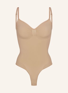 Body modelujące SKIMS – bielizna modelująca, która łączy komfort i styl