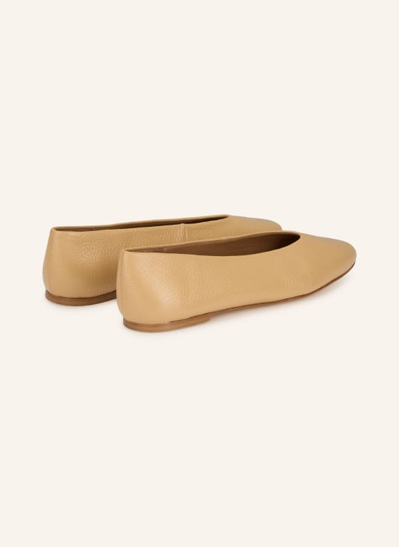 Flattered Online Shop