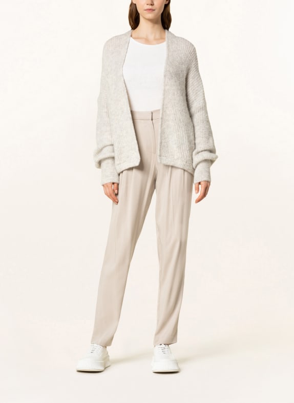 Damenbekleidung online shoppen – Top Marken & Styles