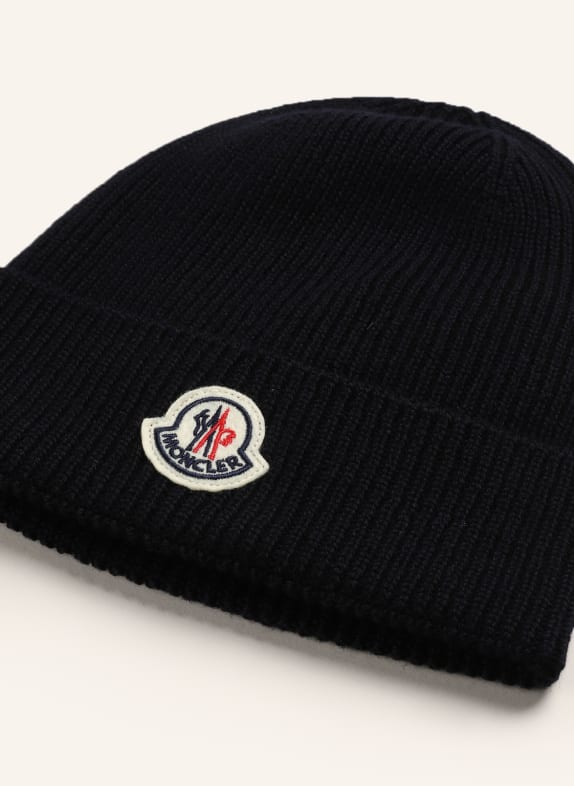 Moncler - stylové a funkční zimní oblečení