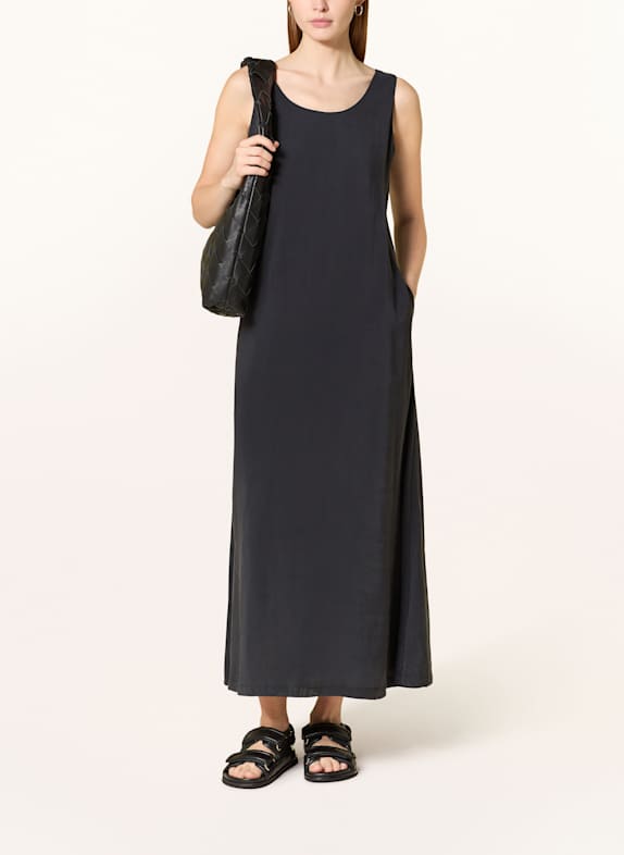 MILANO ITALY Maxi Dresses — discover the best brands at Breuninger