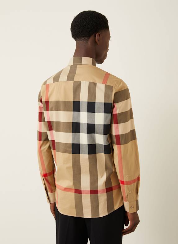 Burberry - ikonická britská elegance a tradice