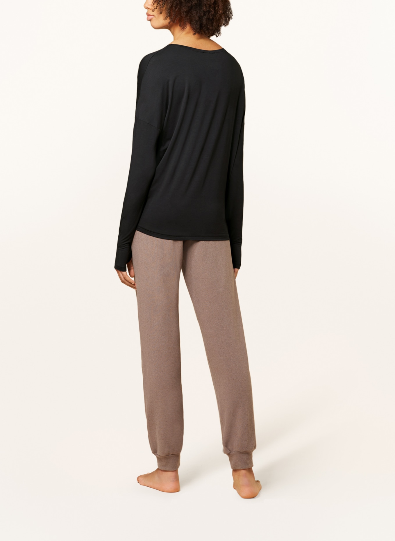 HANRO Pohodlné domácí tričko YOGA - černá