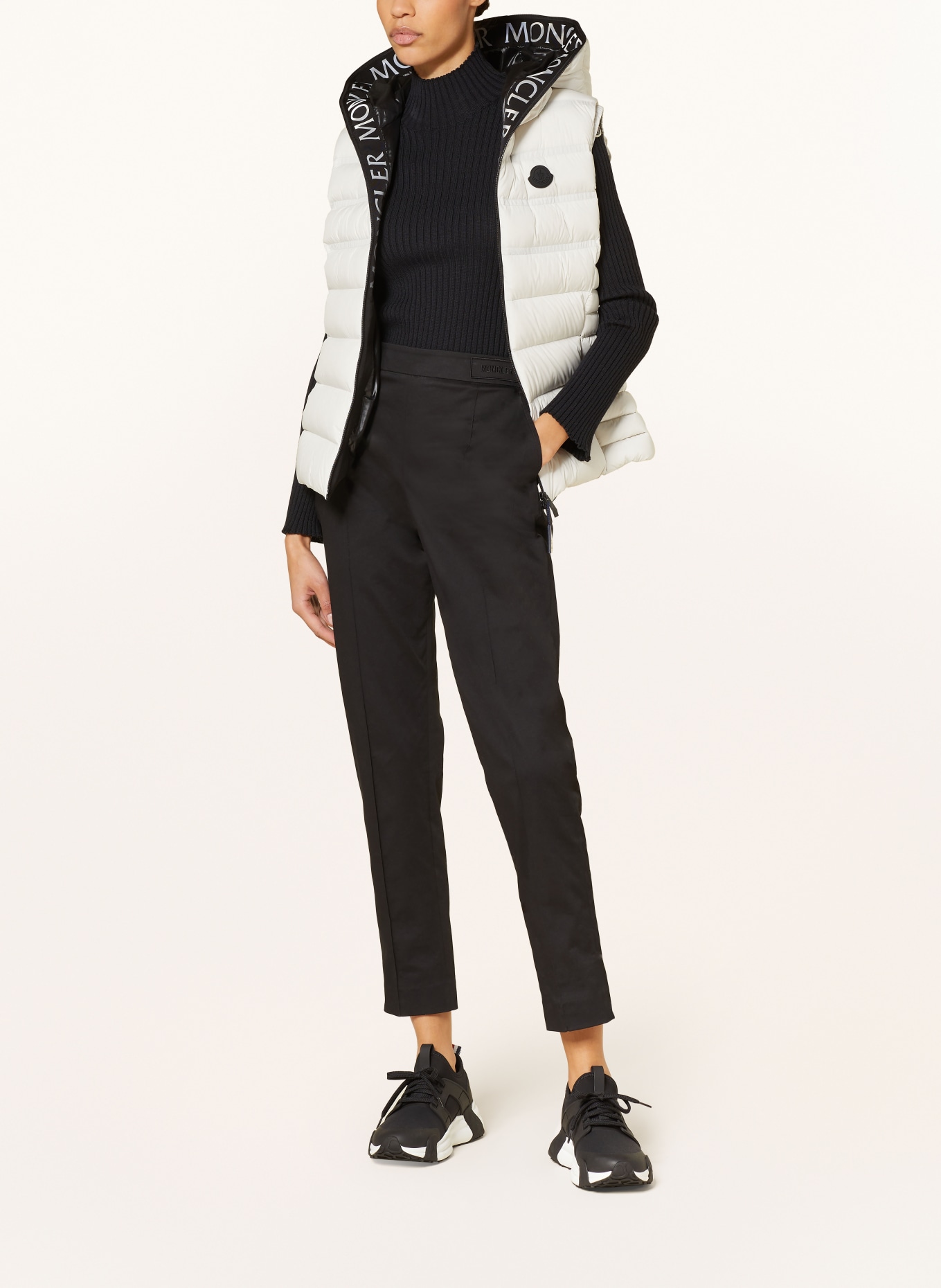 MONCLER Péřová vesta ALITERSE - krémová