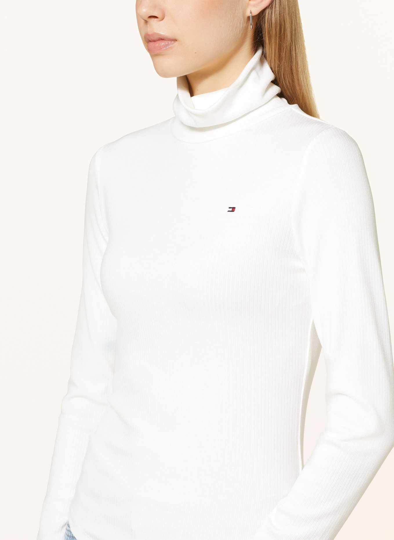 Tommy hilfiger white turtleneck store
