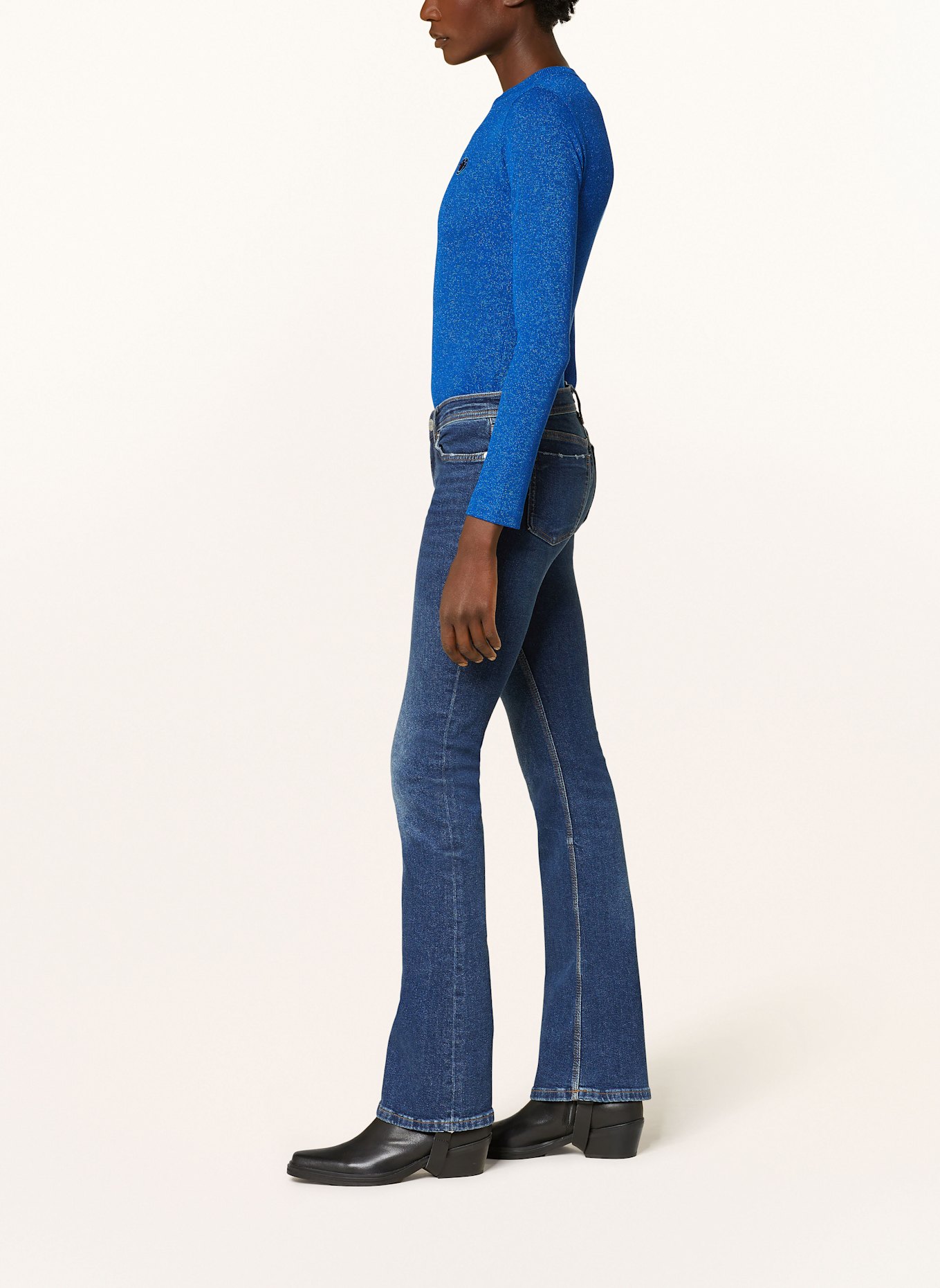 Hugo boss bootcut jeans store